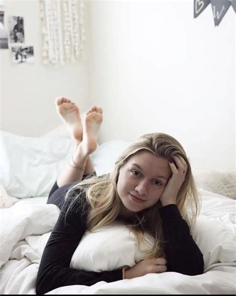 Anna Sitar Scrolller