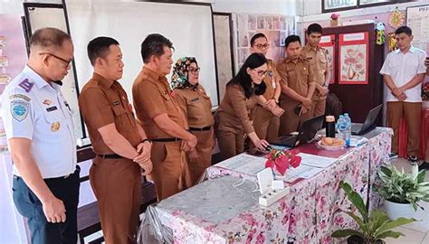 Sekda Minahasa Lynda Watania Buka Token Pertama Anbk Tahun 2023