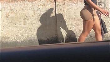 Monto A Mi Carro Una Desconocida Y Me Lleva A Su Casa Y Esto Sucede XVIDEOS COM