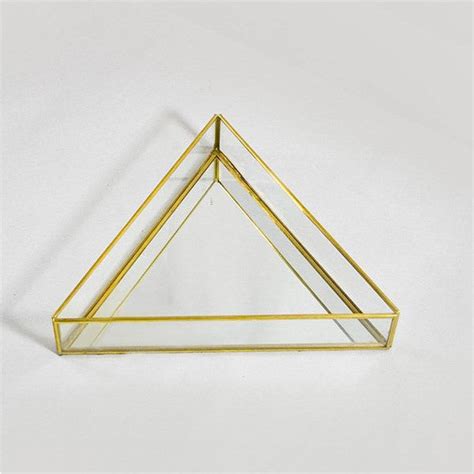 Buysend Decorative Tray Triangular Online Igp Jvs1232482