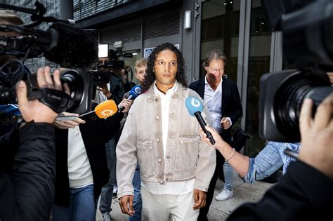 Uitspraak Ali B Twee Jaar Celstraf Voor Verkrachting En Poging Tot Verkrachting