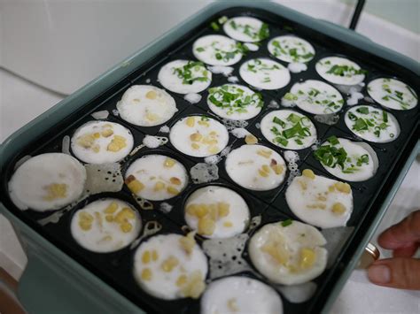 食譜 泰式卡農扣椰奶燒泰國點心椰奶玉米燒Khanom Khrok ขนมครก 翱翔的姿態
