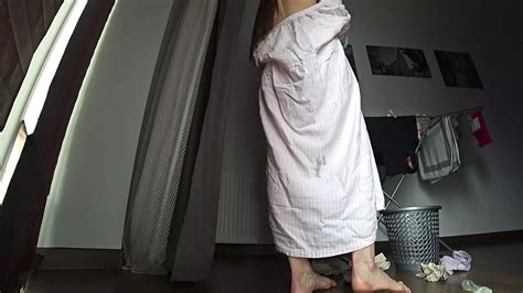 Real Cheating Wife Fucks On The Couch With A Friend While Her Husband