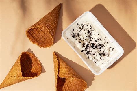 상위 뷰 아이스크림 콘 배열 무료 사진