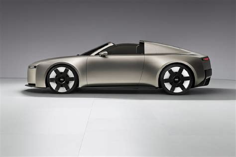 Audi Concept C Vs Jaguar Type 00 Dos Visiones Del Futuro Eléctrico Autoscout24