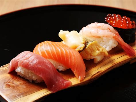 知らないと赤っ恥！寿司の「上品」な食べ方とは｜otona Salone