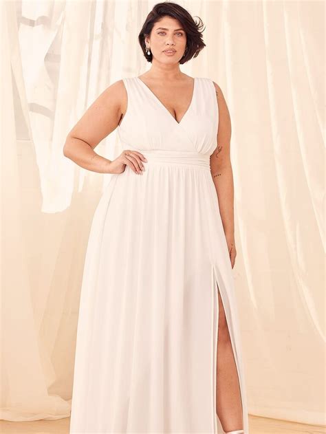 20 Best Plus Size Beach Wedding Dresses Boho Casual Sexy