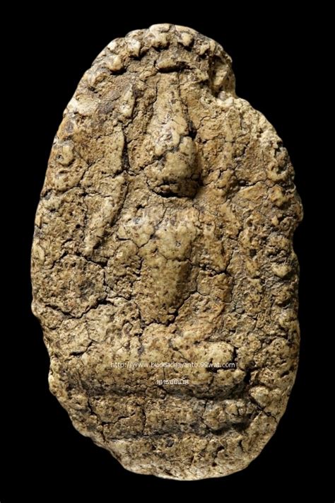 พระสมเด็จพิมพ์ขุนแผน กรุในองค์พระหลวงพ่อโต วัดอินทร์บางขุนพรหม พุทธชยันโต