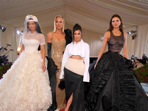 Kim Kardashians Met Gala 2024 Look Photos