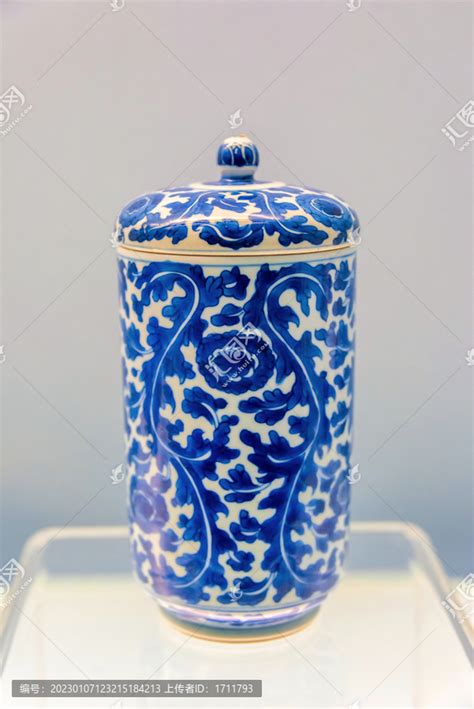 上海博物馆清青花卷丹纹盖杯 文物考古 文化艺术 摄影素材 汇图网www huitu