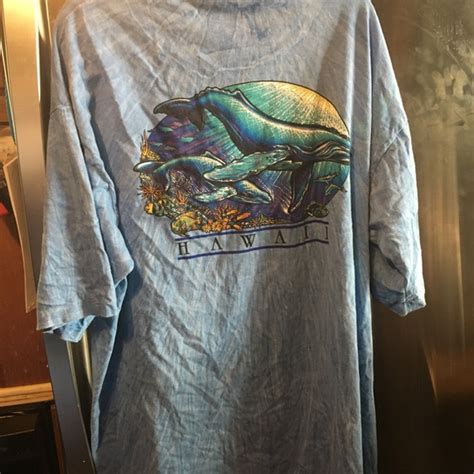 Crazy Shirts Shirts Hawaiian Souvenir Tee 43 Tee Deal 30 Or