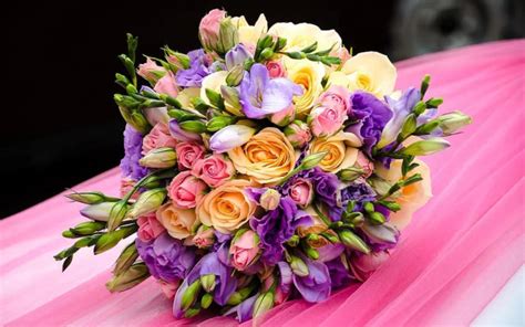 Какви цветя се подаряват на 8 март според това за кого са Любопитно Новините от България и