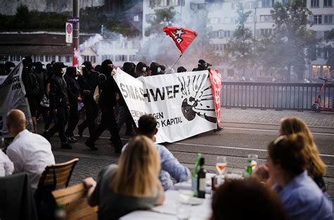 俄烏戰爭 10新冠病毒 俄烏戰爭 極端氣候 致骨牌效應失速惡化 專題 工商時報