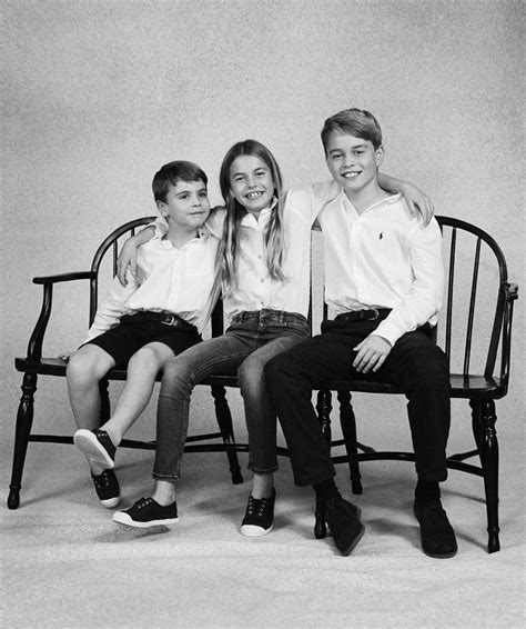 더쿠 크리스마스 예배 보러 가는 영국 윌리엄 왕자 가족