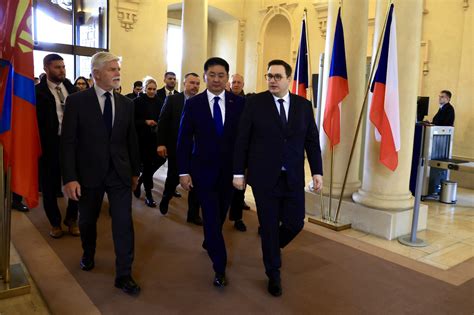 Монгол Улсын Ерөнхийлөгчийн Бүгд Найрамдах Чех Улсад хийж буй төрийн айлчлал үргэлжилж байна