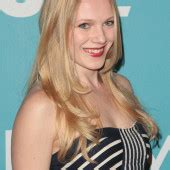 Emma Bell Nackt Bilder Onlyfans Leaks Playboy Fotos Sex Szene