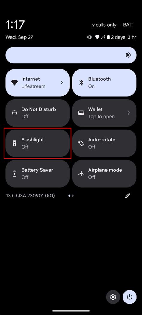 How To Turn The Flashlight On Or Off On Android Android Authority