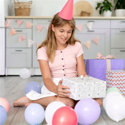 Что подарить девочке 10 лет 10 лучших идей подарков Я Покупаю