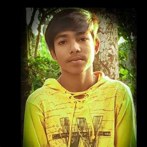 ℛ𝓊𝓅𝒶𝓂 ℛ𝒶𝓎 Rupam Official 01 • Threads Say More