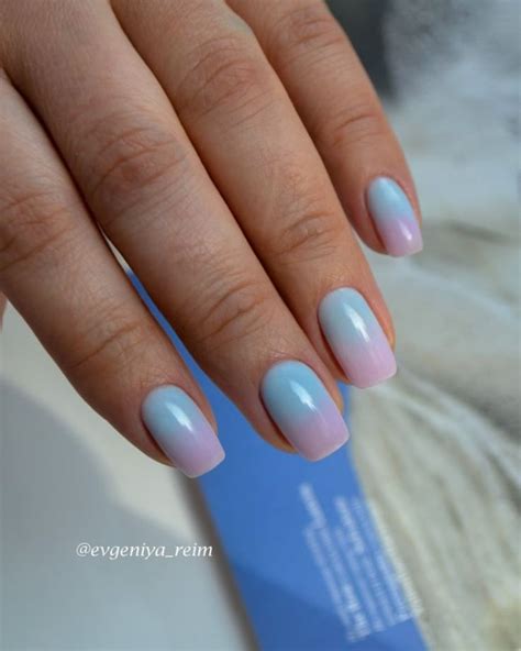 Голубые ногти голубая база омбре Голубые ногти Ногти Омбре