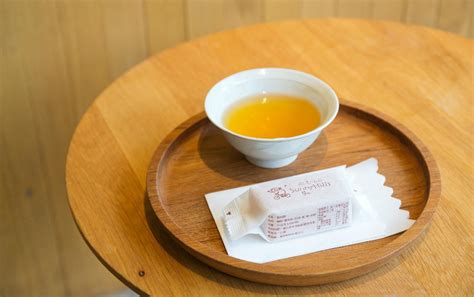 台灣好茶！微熱山丘推出台灣原味茶 日月潭紅玉紅茶飄著肉桂香 松柏嶺烏龍茶好回甘 Sense 欣傳媒生活頻道