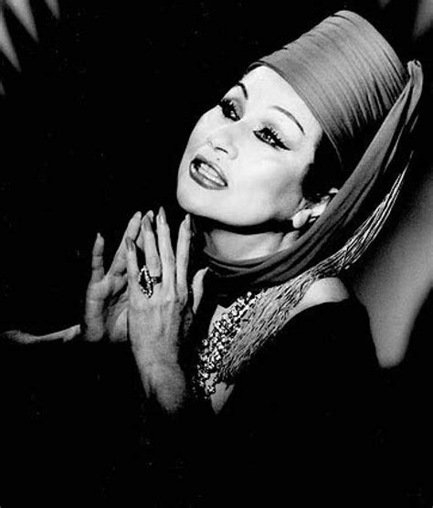 Yma Sumac Peruvian Songbird With Multi Octave Range Dies At 86