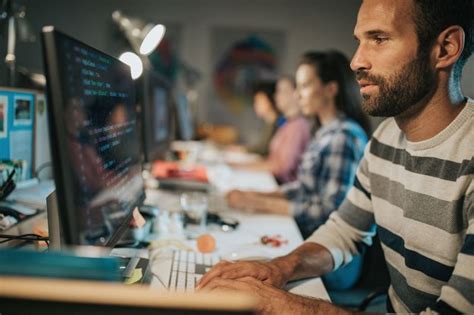 parallelstaff on linkedin outsourcing software development
