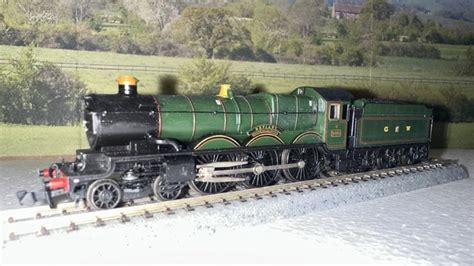 Graham Farish Castle Class ‘defiant Gwr Livery Dcc Sound Fitted N