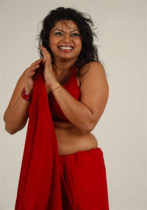 Swathi Varma Hot Saree Stills Photos Funrahi