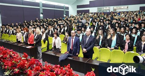 Медицински университет Плевен дипломира 132 абсолвенти на Факултет „Здравни грижи“ и