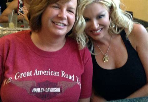 Bobbie Brown American Actress Bobbi Brown Beauty Pageant