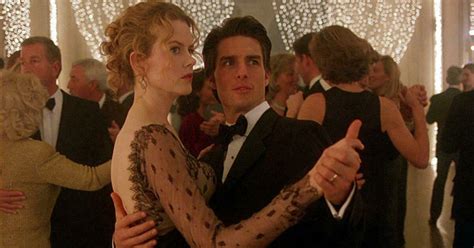 В калининградских кинотеатрах покажут эротический триллер 1999 года С широко закрытыми глазами