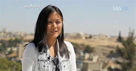 도올 딸 김미루 그녀가 나체 행위예술을 하는 이유