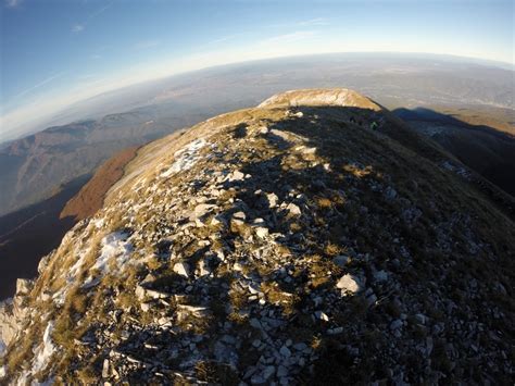 무료 이미지 언덕 모험 산맥 비행 익스트림 스포츠 지역 산등성이 패러 글라이딩 정상 회담 되다 낙하산 에어 스포츠 항공 사진 지구의 분위기 산악