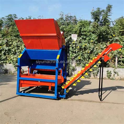 Peanut Harvester Roller Teeth Type Of Chain Automatic Peanut Picker