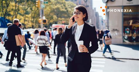 Managing High Call Volume In Call Centers With Voicebots Phonexia