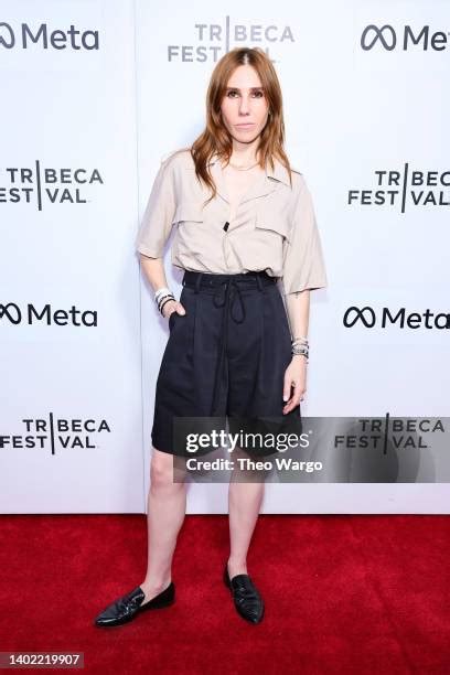 Zosia Mamet Photos And Premium High Res Pictures Getty Images