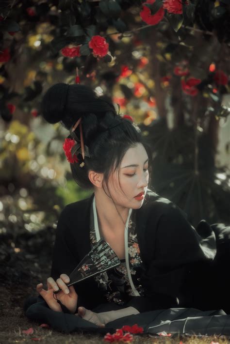 예술그림 언어 20230411 동백은 빨간 장미 요소를 이해하지 못합니다 V2ph