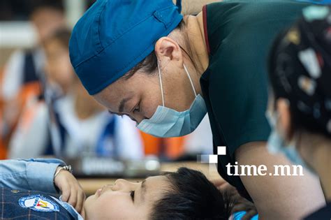 Хүүхдүүд шүдээ бүрэн угааж сураагүйгээс шүд нь өвчилж байна