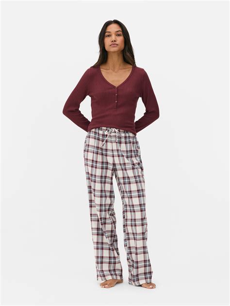 Pijama De Franela Burdeos Mujer Primark