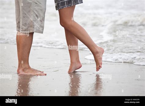 Kissing Feet Man Woman Hi Res Stock Photography And Images Alamy