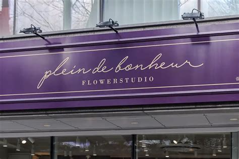 고급스러운 퍼플 컬러 포인트 18평 강남 꽃집 인테리어 강남구 청담동