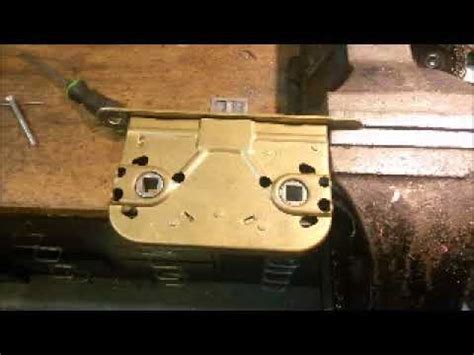 Boda 414 Schloss aufbau Reparatue Feder gebrochen Video 1080 - YouTube
