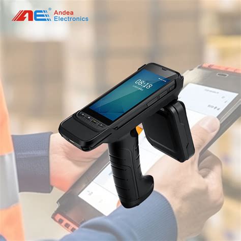 860 960mhz ระยะยาว Rfid Reader Writer คลังสมุด All In One Iot Android
