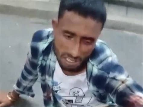 The Young Man Was Sitting In The Temple इंदौर में युवक ने की छेड़छाड़
