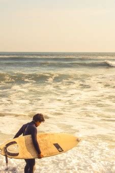 Kostenlose Foto Welle Surfen Surfbrett Surfing Equipment Strand Skimboarding Ozean