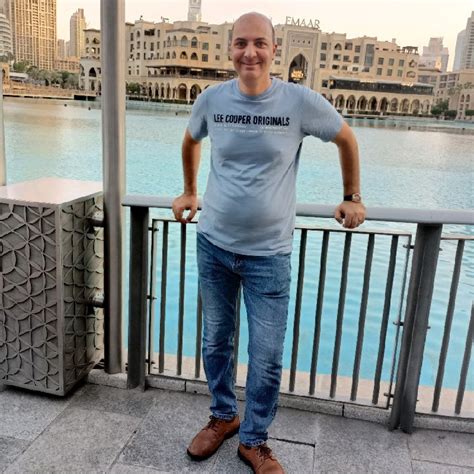 Mohammed Elnaggar Alexandrea University دبي الإمارات العربية