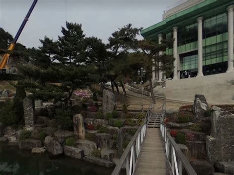 攝理教聖地曝光了深山巨石佈陣超震撼 教徒朝聖畫面全被拍 娛樂星聞