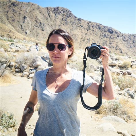 Laura Crosta Youtube