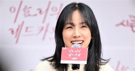 이효리 “레드 핑클 때부터 퍼스널컬러” 레드카펫